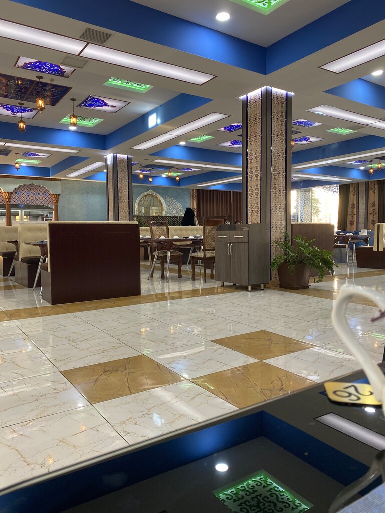 Kafe Bogi Chinor, Taşkent, foto