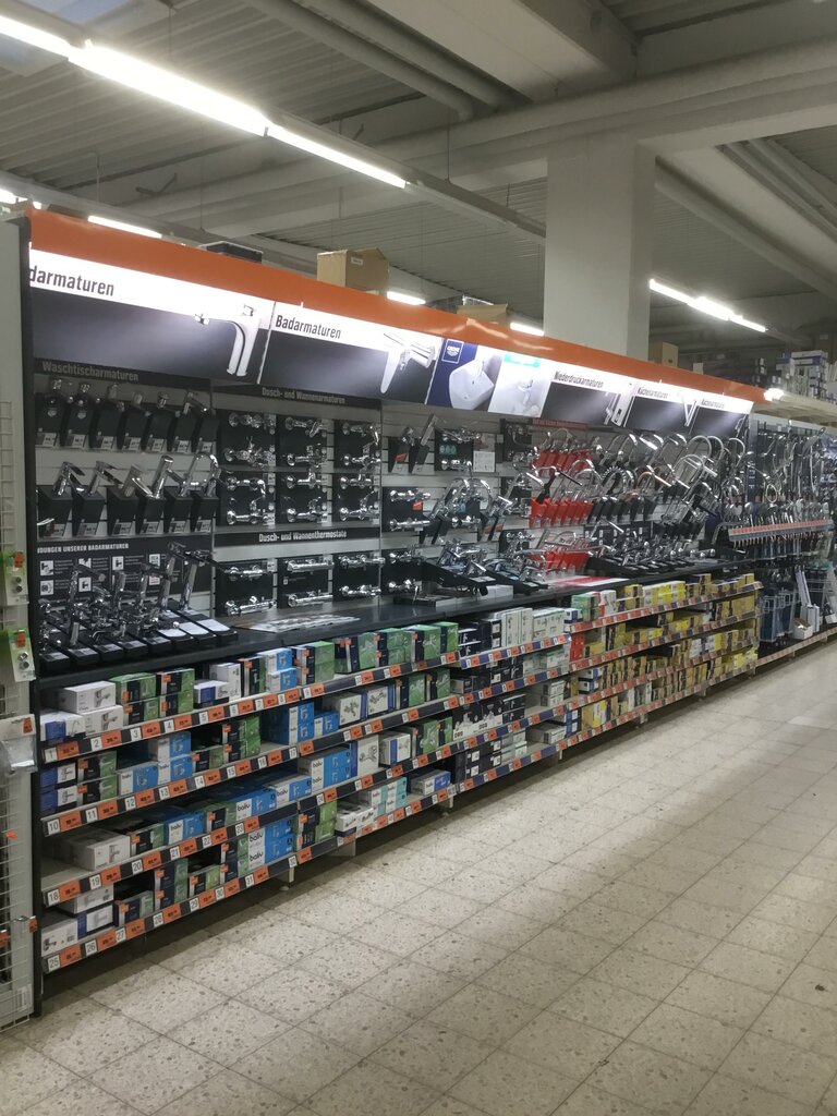 i̇nşaat malzemeleri toptan OBI Markt Lübben, Brandenburg, foto