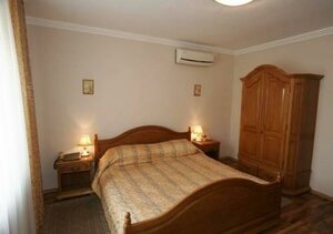 Orlinoe Gnezdo (улица Шевченко No:47, село Субботцы), otel  Kirovograd Bölgesi'nden