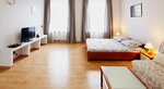 Apartment On the center of Lviv (Shpytalna vulytsia No:8), kısa süreli konaklama  Lviv'den