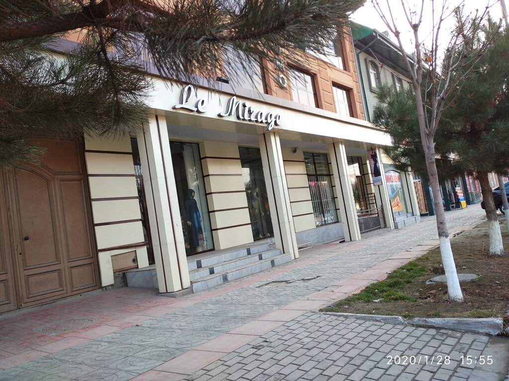 Giyim mağazası Le Mirage, Andican, foto