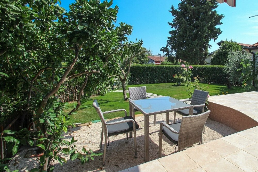 Otel Apartment Doris, Dünya, foto