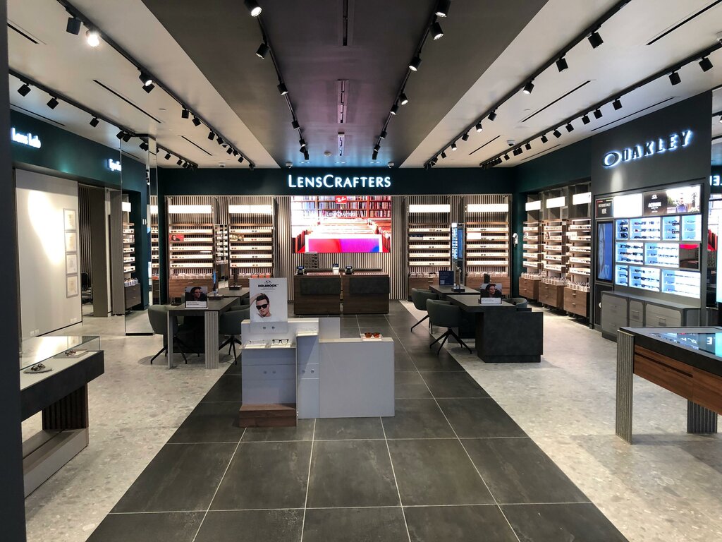 Giyim mağazası LensCrafters, Ohio Eyaleti, foto