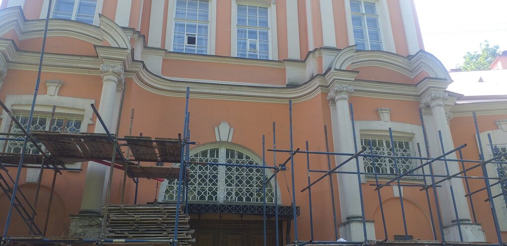 Yapı iskeleleri hizmetleri Rent of clamp forests, Saint‑Petersburg, foto