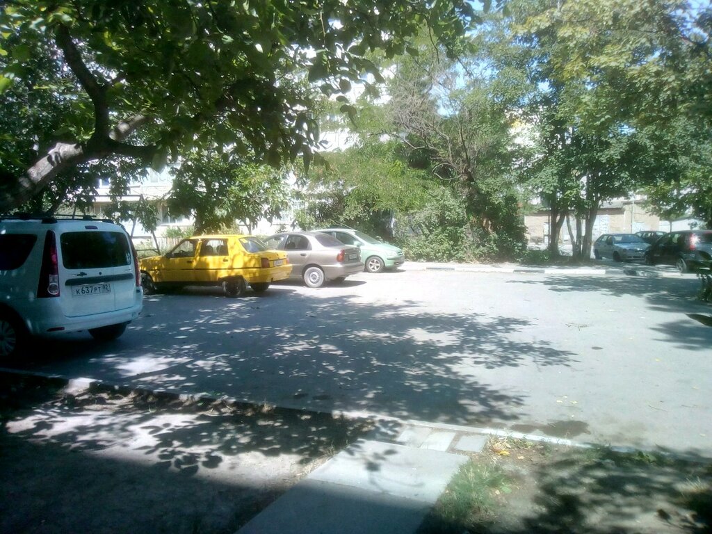 Otoparklar Parking lot, Simferopol (Akmescit), foto