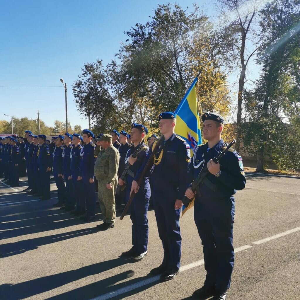 Askeri okullar Ахтубинская кадетская школа-интернат имени П.О. Сухого, Ahtubinsk, foto