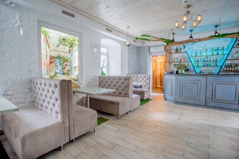 Kafe Dvorik, Yaroslavl, foto