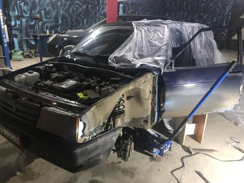 Otomobil servisi Black Box Service, Simferopol (Akmescit), foto