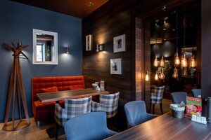 Evrasia (Bolshaya Konyushennaya Street No:10), restoran  Saint‑Petersburg'dan