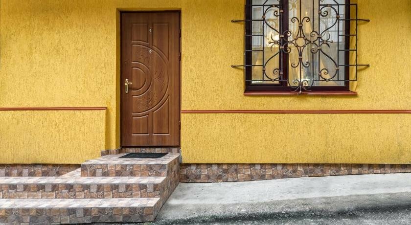 Kısa süreli konaklama Cozy pretty home, Lviv, foto