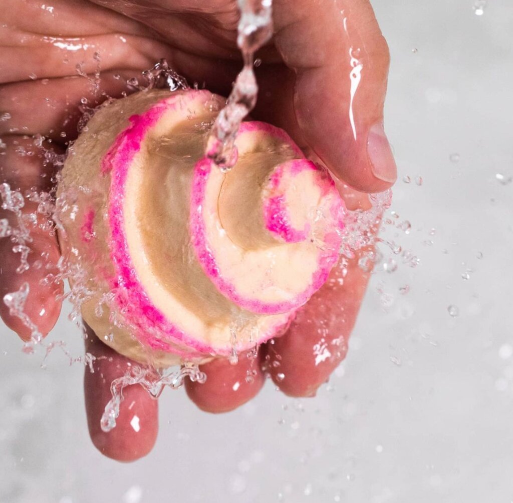 Kozmetik ve parfümeri mağazaları Lush Cosmetics Chichester, Chichester, foto