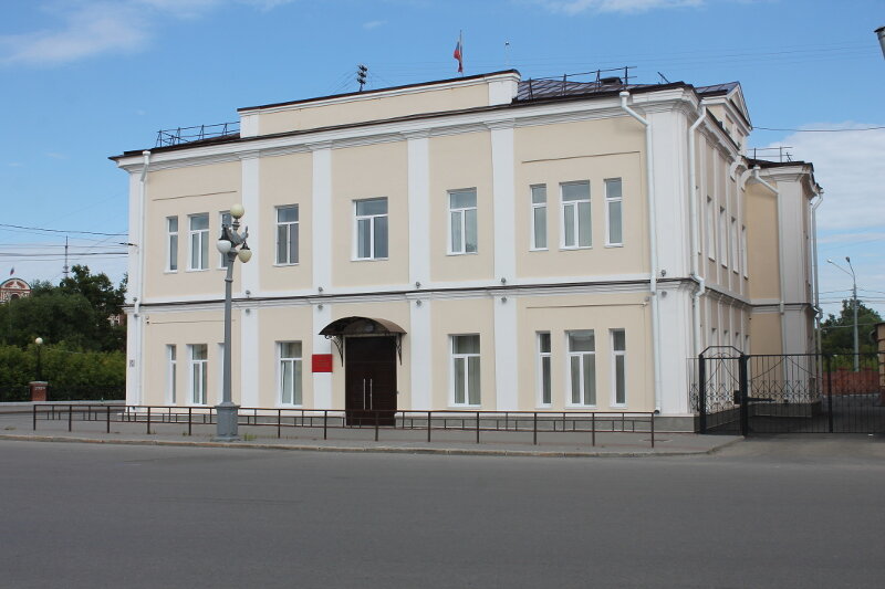 Adliyeler Tomsky garnizonny voyenny sud, Tomsk, foto