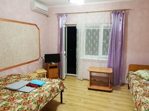 Zvezdhy (Pionerskiy prospekt No:70Г), otel  Anapa'dan