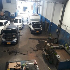 Radiadores San Miguel Almacén Y Taller (Santander, Municipio de Bucaramanga, Carrera 16, 17-55), otomobil servisi  Bucaramanga'dan