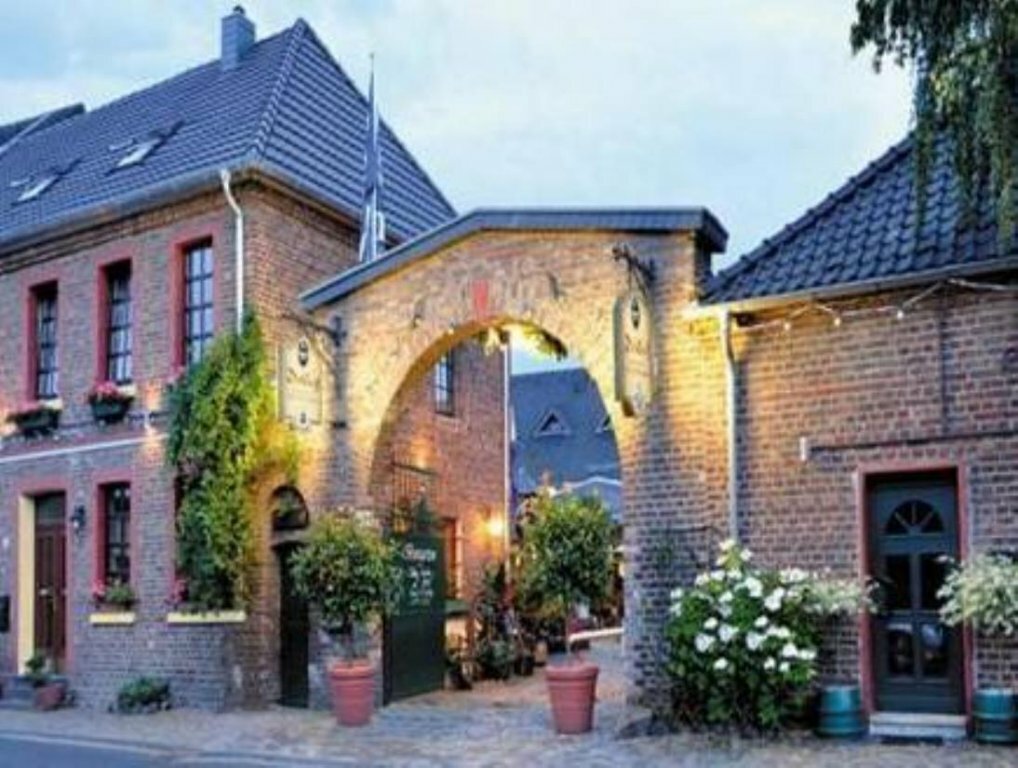 Otel Landhaus Pohlhof, Köln, foto