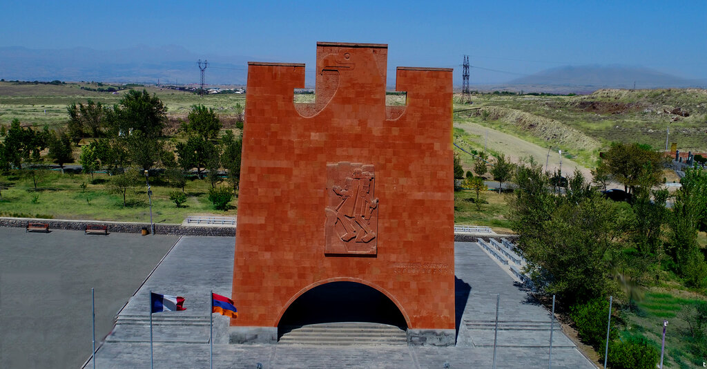 Anıt, heykel Защитникам Муса-Дага, Armavir, foto