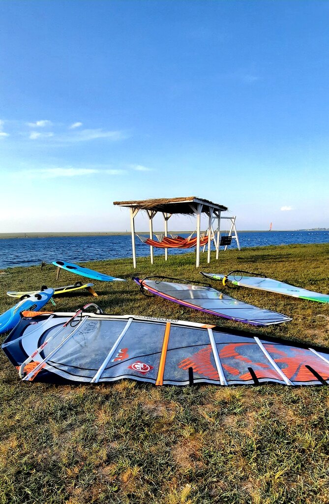 Rüzgar sörfü WindBase, Kırım Cumhuriyeti, foto