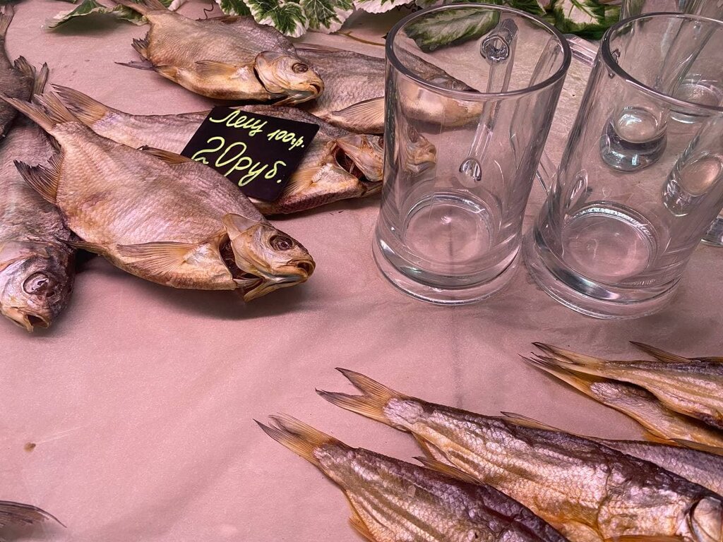 Bira dükkanı Мясо & Шашлык & Пиво, Şahty, foto