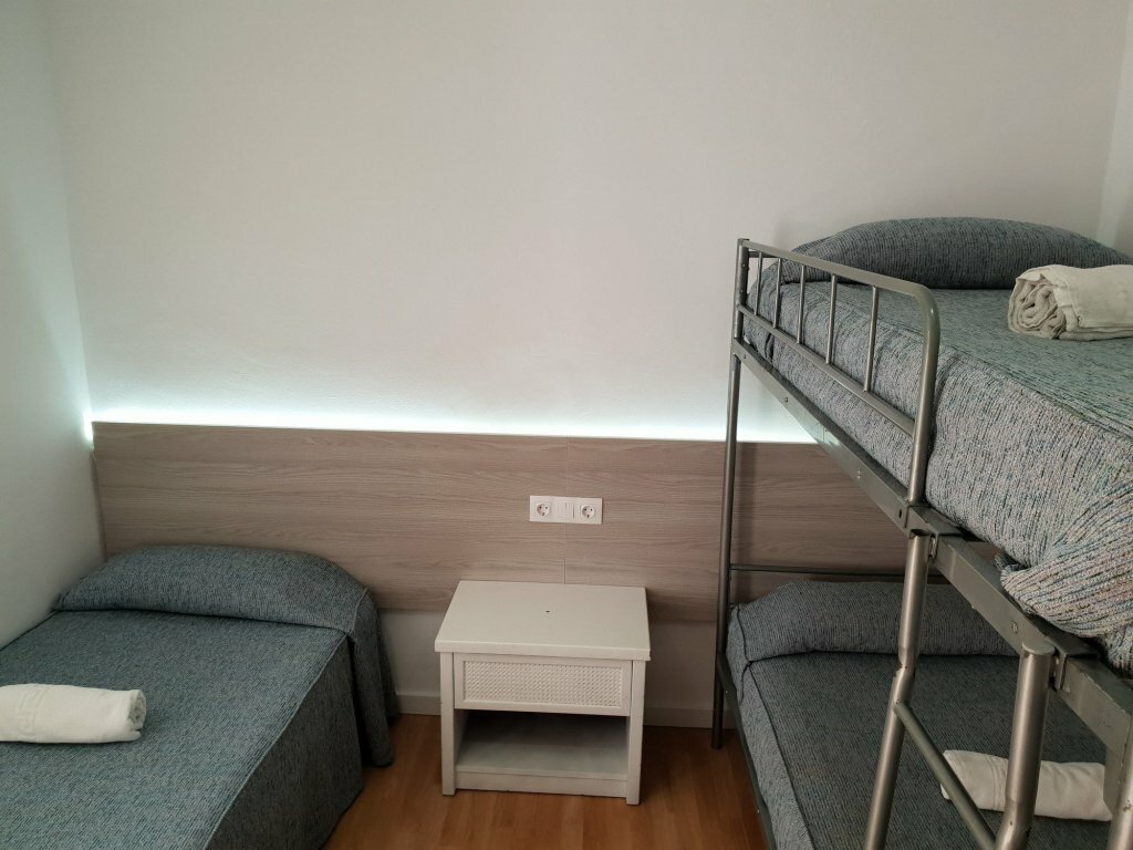 Otel Hostal Montsant, Katalonya, foto