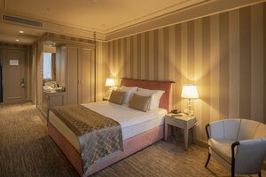 Kaya İzmir Thermal & Convention (İzmir, Narlıdere, Zeytin Sok., 112), otel  İzmir'den