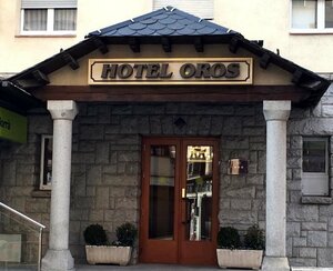 Hotel Oros (Encamp), otel  Encamp'tan