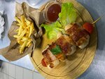 Бомбабар (Saltykova-Schedrina Street No:76А), kafe  Kaluga'dan