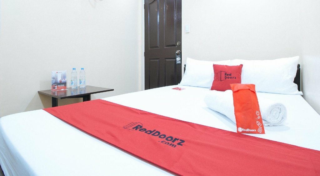 Otel RedDoorz Plus @ Canley Residential, Dünya, foto