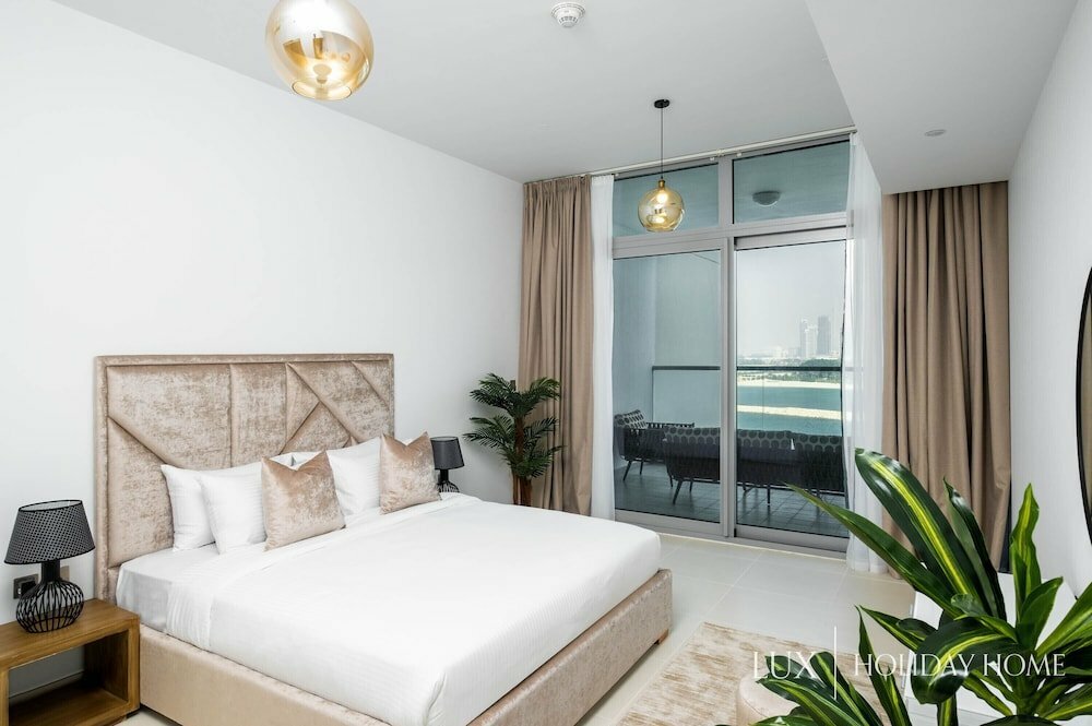 Otel Lux Holiday Home - Azure Residence 3, Dubai, foto