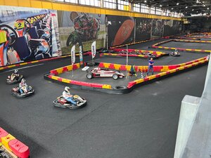 Primo karting (Saint Petersburg, Magnitogorskaya Street, 51Ю), sports and entertainment center  Saint‑Petersburg'dan