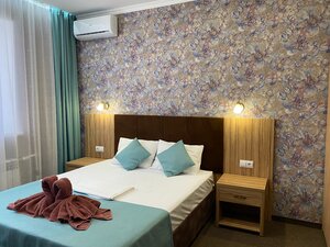 Chudodacha (Чудесная улица No:8, посёлок городского типа Николаевка), otel  Kırım Cumhuriyeti'nden