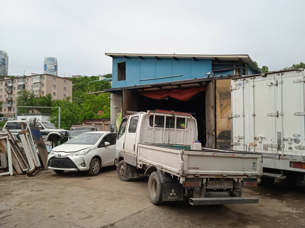 Otomobil servisi Self-service, Vladivostok, foto