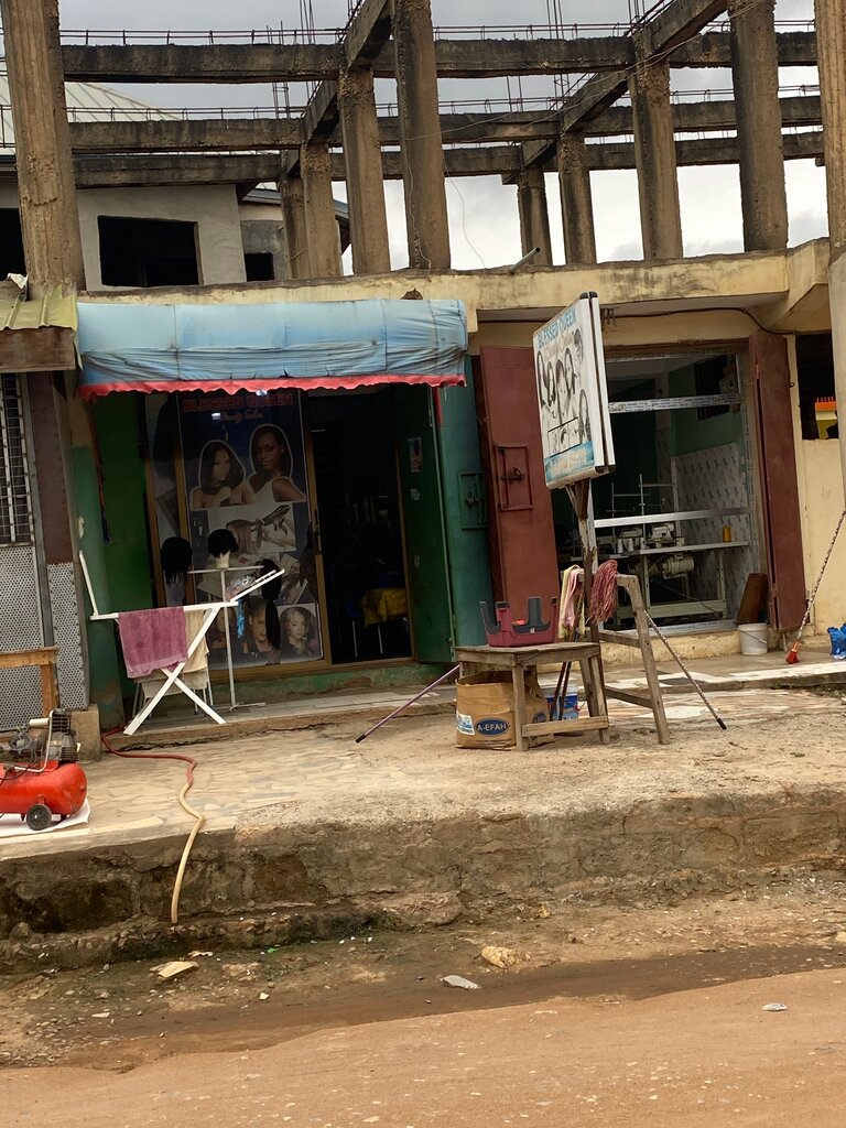 Güzellik salonu Blessed Queen Beauty Salon, Dünya, foto