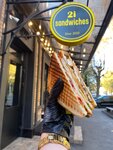 2i Sandwiches (ulitsa Vatutina No:29), kafe  Vladikavkaz'dan