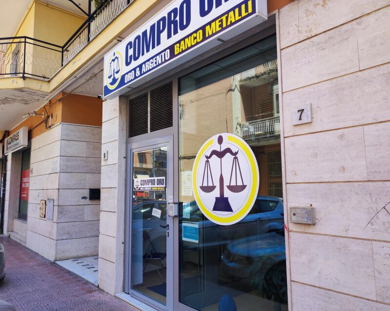 Kuyumcu atölyeleri Compro Oro & Argento Banco Metalli sulla Srl, Crotone, foto