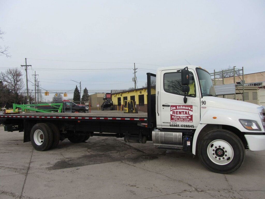 Kiralama noktası Jim Ashmore Truck Rental, Michigan Eyaleti, foto