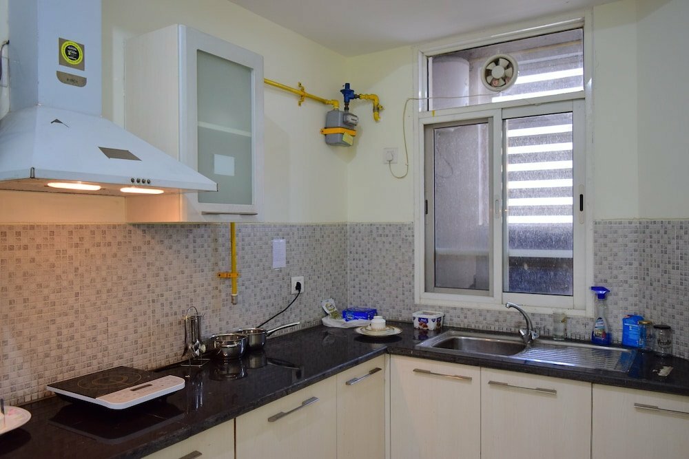 Otel Vehomes Spacious Condo in Greater Noida, , foto