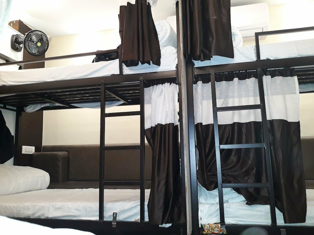 Otel Deck 3 Airport Dormitory - Hostel, Mumbai, foto
