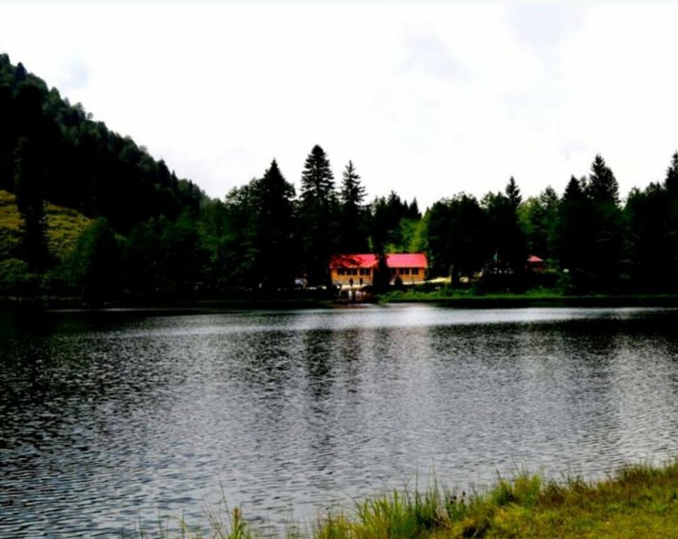 Otel Black Lake Hotel, Borçka, foto