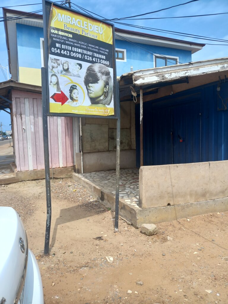 Kuaförler Miracle Dieu, Dünya, foto