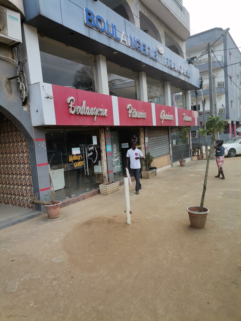 Pasta, şekerleme ve tatlı Boulangerie Française, Abican, foto