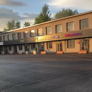 Шугаринг (ulitsa Yunykh Pionerov No:38), ağda  Krasnoye Selo'dan