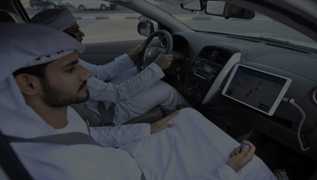 Şehiriçi yolcu taşımacılığı Expert Driver, Dubai, foto