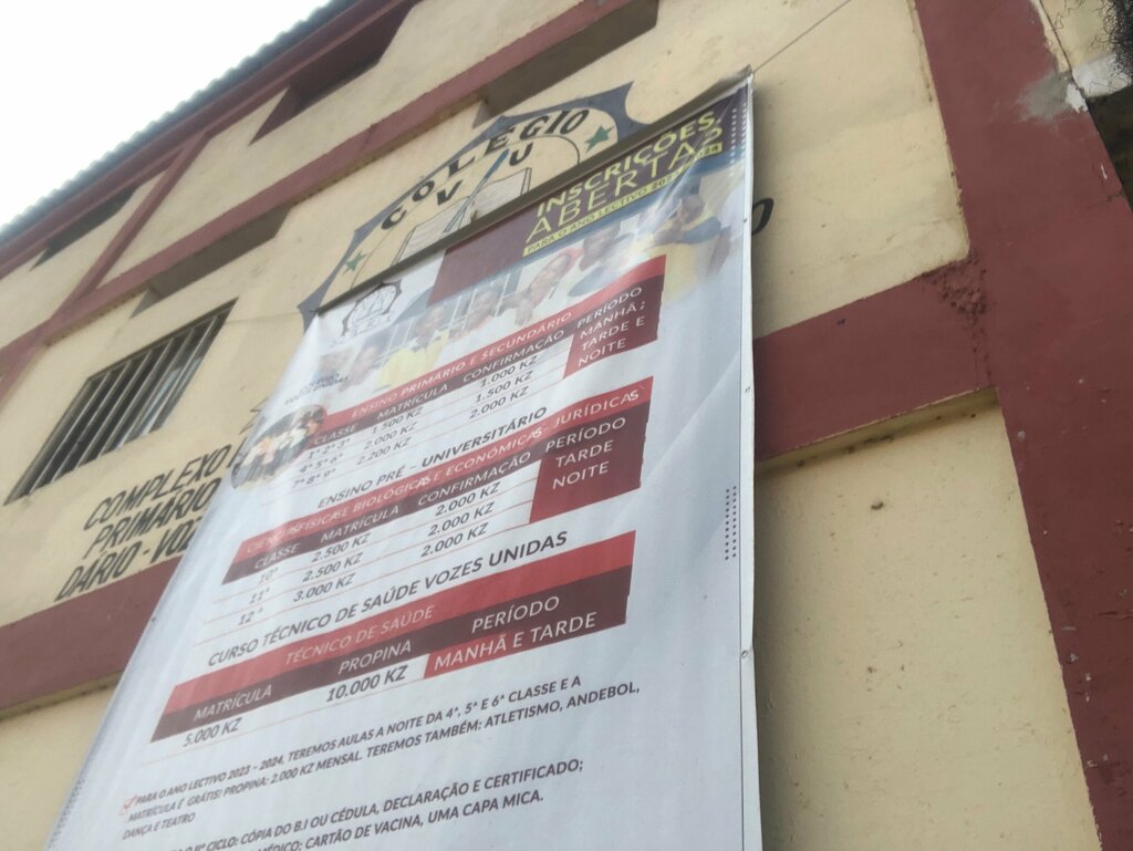 Yüksekokul Colégio Vozes Unidas Gabi, Loanda, foto