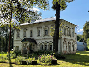 Усадьба Барятино (Kaluga Region, Tarusskiy rayon, selskoye poseleniye Baryatino, selo Baryatino, Sovetskaya ulitsa), turistik yerler  Kalujskaya oblastından