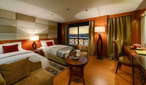 Ms Esmeralda Nile Cruise from Aswan or Luxor (Qina Governorate, Luxor, Luxor), otel  El‑Uksur'dan