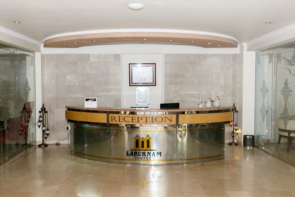 Otel Laburnam Courts, Kampala, foto