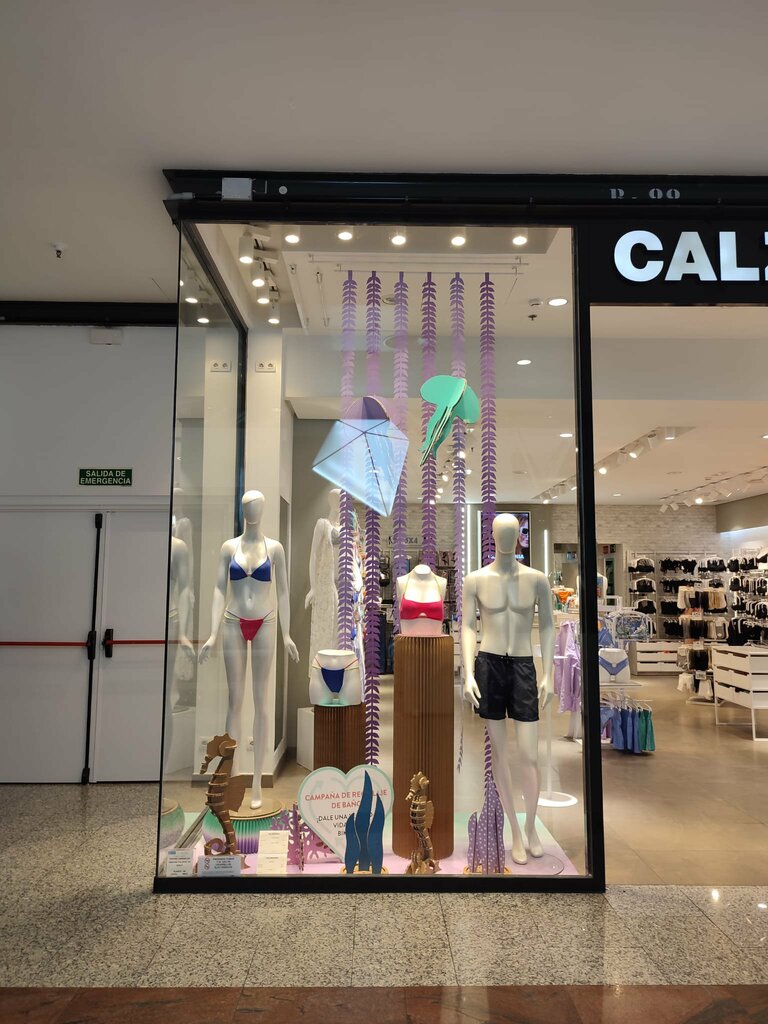 Giyim mağazası Calzedonia, Madrid, foto