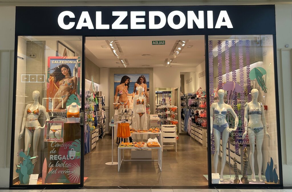 Giyim mağazası Calzedonia, Valladolid, foto