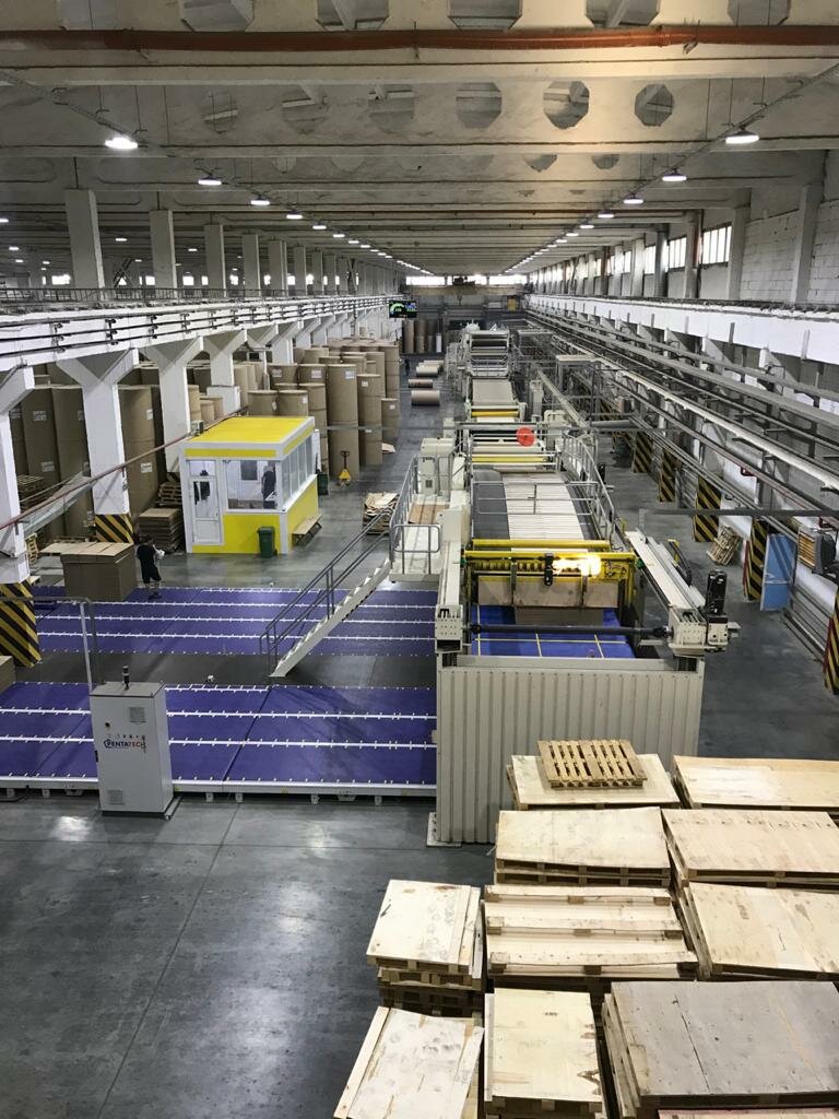 Sanayi kuruluşu Завод по изготовлению гофрокартона, Moskova ve Moskovskaya oblastı, foto