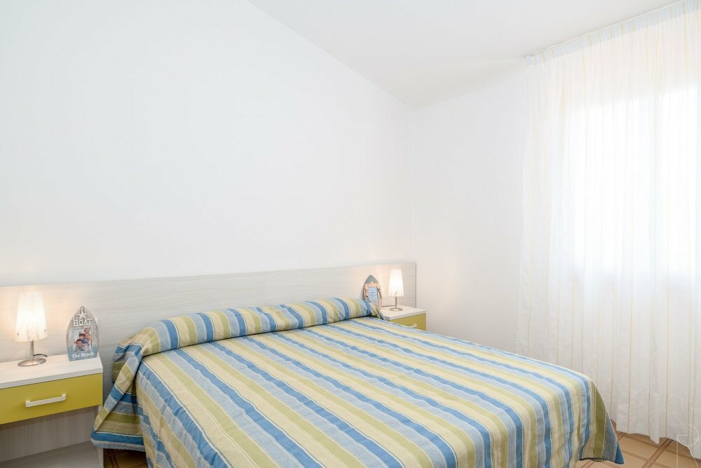 Otel Residence Villaggio Sole B, Dünya, foto